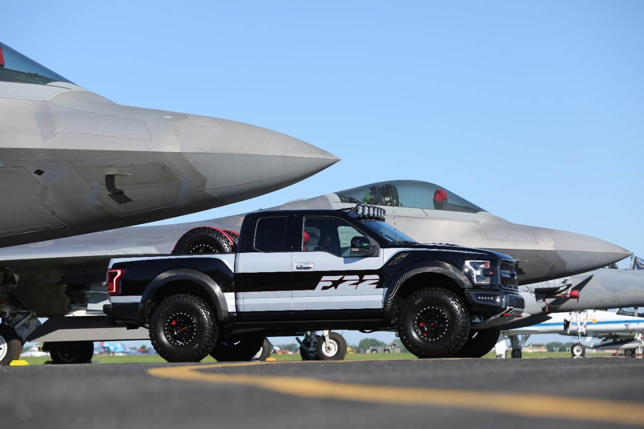 Ford construit le F150 Raptor F-22, inspiré de l'aviation – Calandre